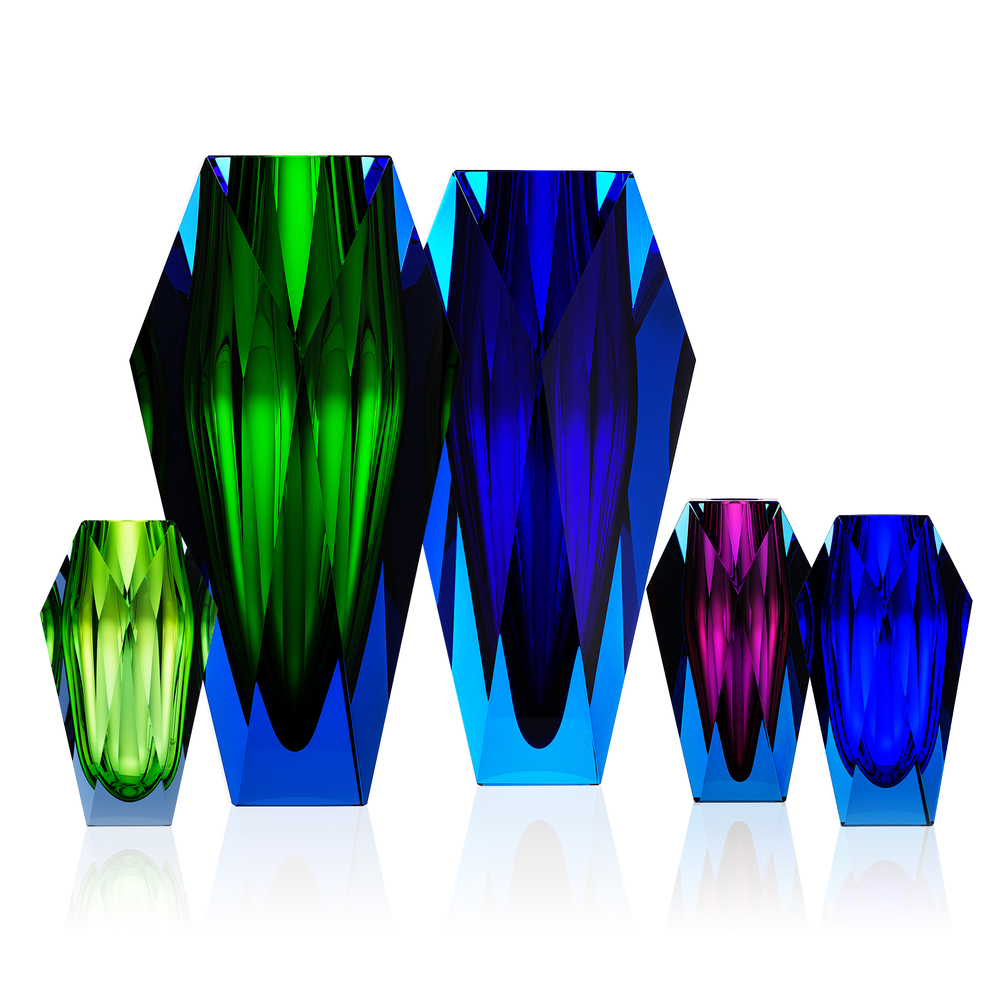Gema crystal vases from the designer Kateřina Doušová | Moser