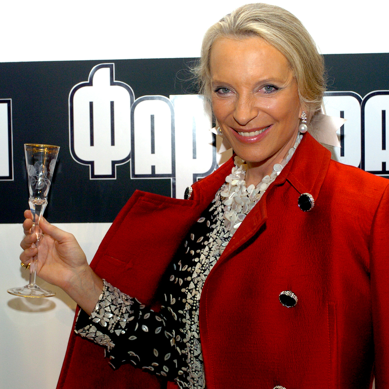 Moser glassworks tour: Discover the beauty of handmade craftsmanship ...