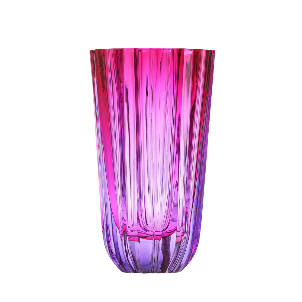 Pink hand-cut Bohemian crystal vase by Moser | Sweet collection