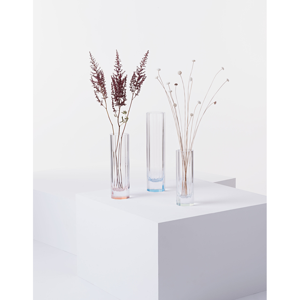 The Daisy vase (22 cm) made of hand-cut Moser crystal