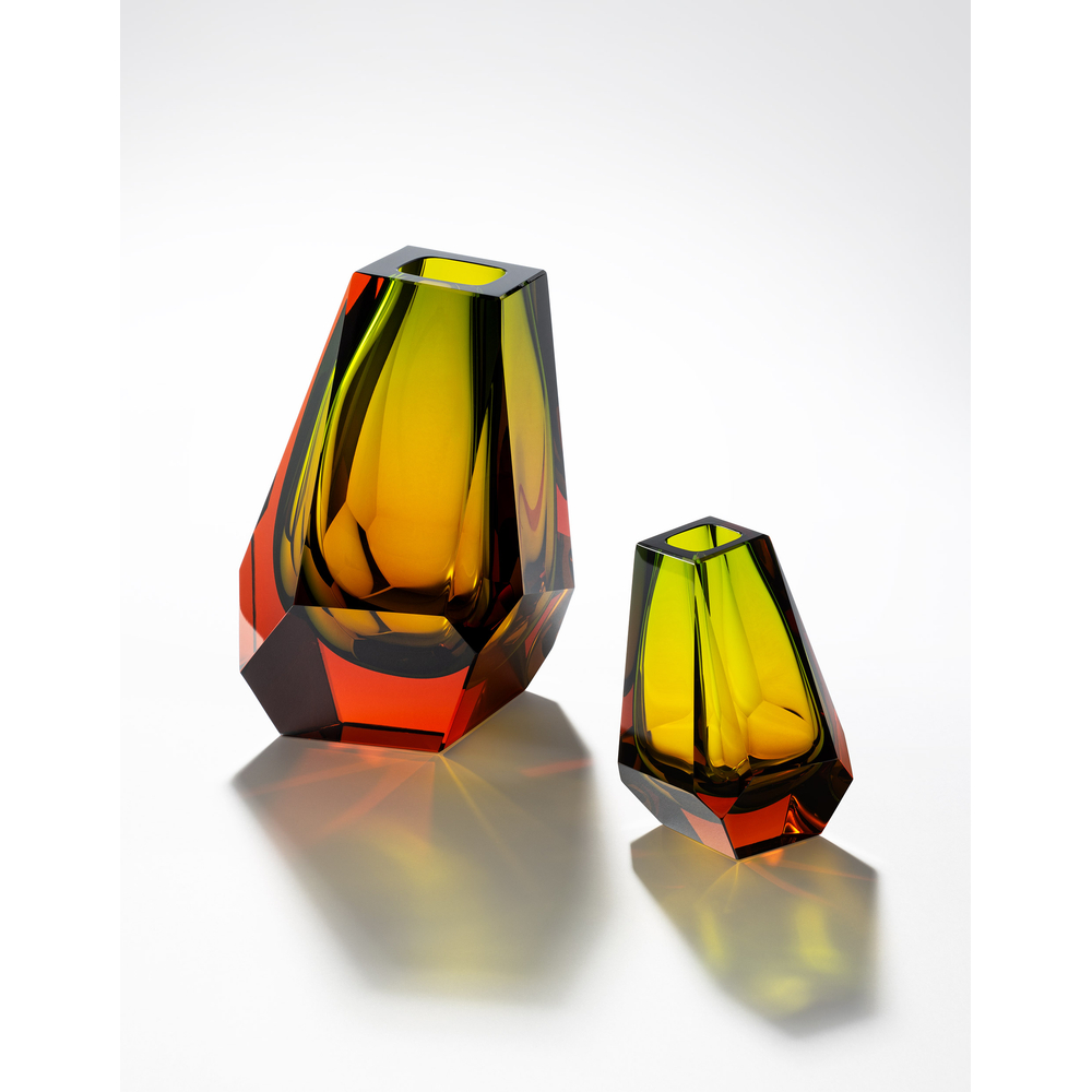 Hand-cut Bohemian crystal vase Pear by Moser